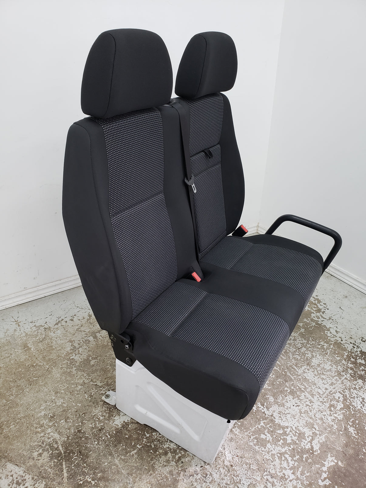 Mercedes Sprinter Van Passenger Double Seat Front 2 Person chrysler ...