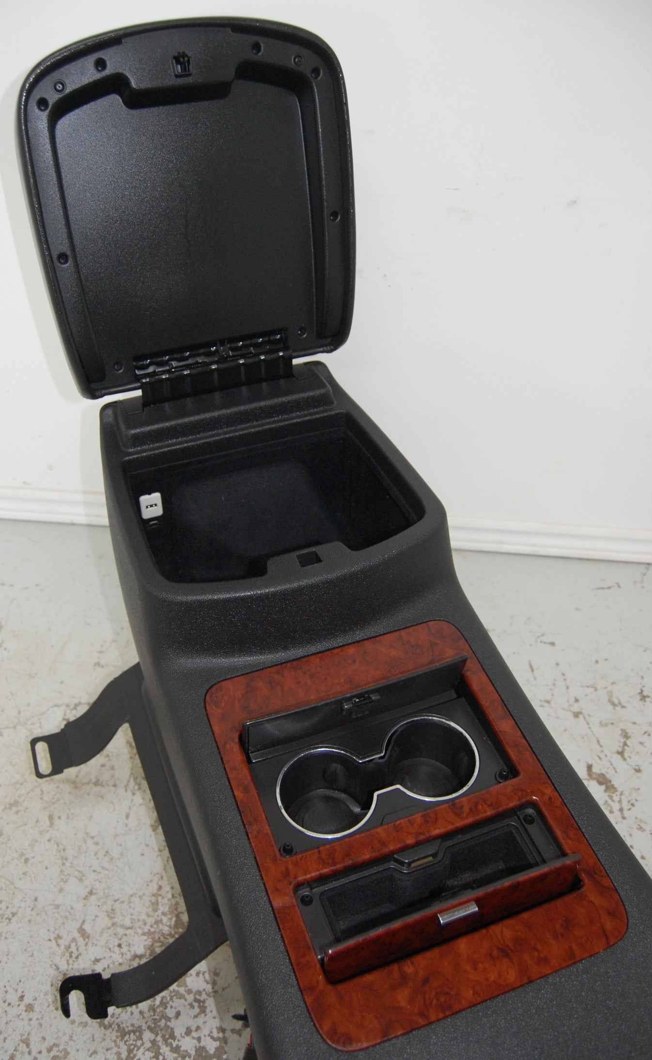Chevy Truck Silverado BOSE Center Woodgrain Console Sierra Yukon ...