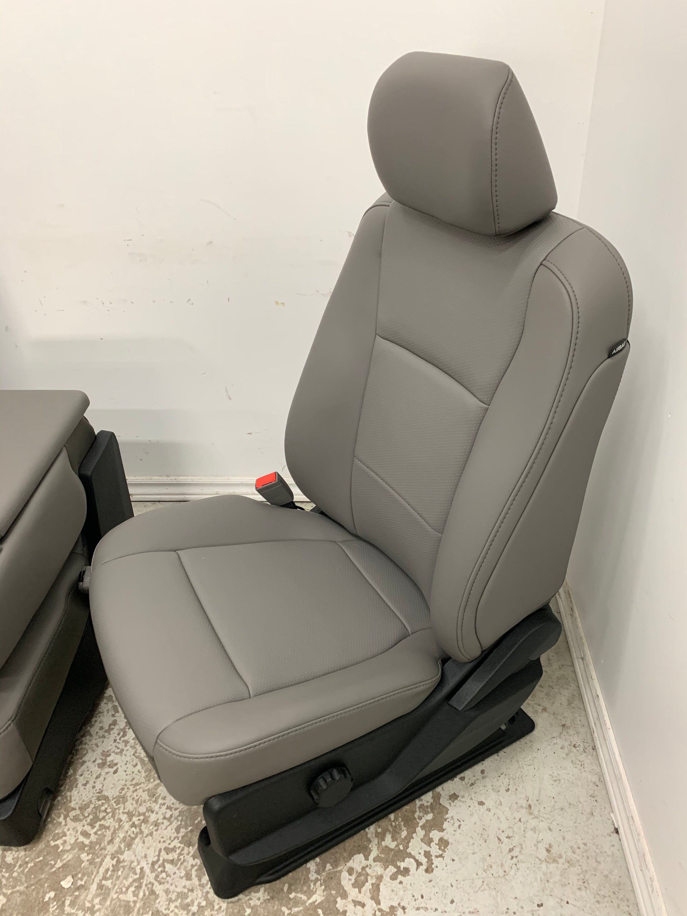 Ford F250 Superduty 2022 Seats Console F350 F450 Custom Truck NTO New ...